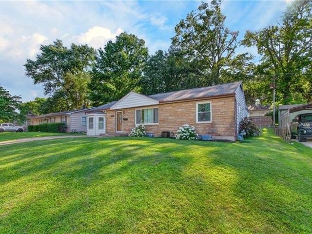 4006 S Lynn St, Independence, MO 64055