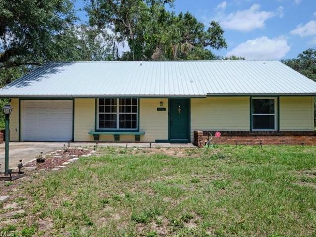 4006 Teak Ct, Labelle, FL 33935