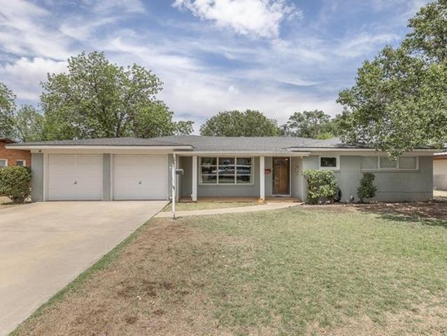 4006 49th St, Lubbock, TX 79413