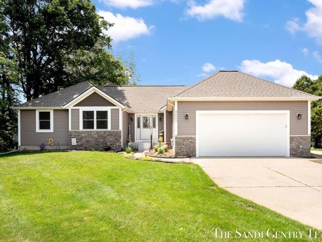 4007 Meadow Ln, Muskegon, MI 49444