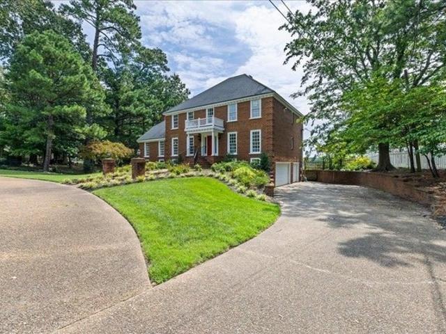 4007 Arrowhead Point Ct, Virginia Beach, VA 23455