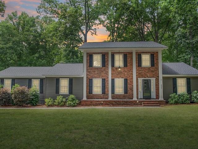 4007 Bradenton Dr, Greensboro, NC 27406