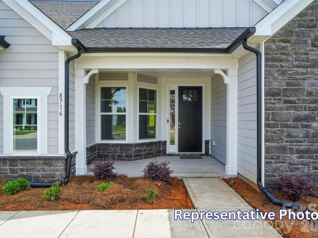 4007 Cedar Falls Drive
