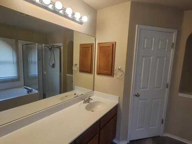 4007 Dunn Oak Dr