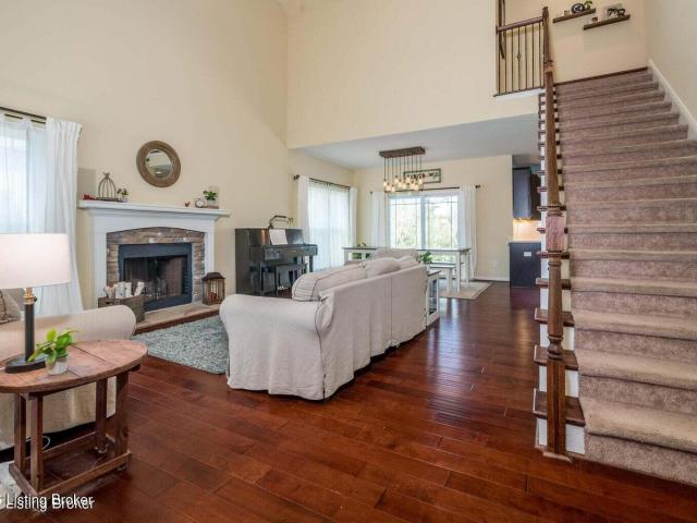 4007 Emerald Spring Pl