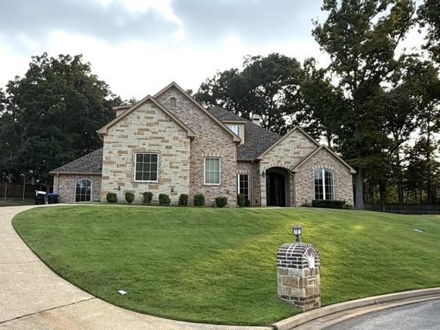 4007 Falls Creek Dr, Longview, TX 75605