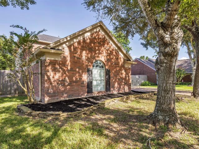 4007 Greenwood Drive