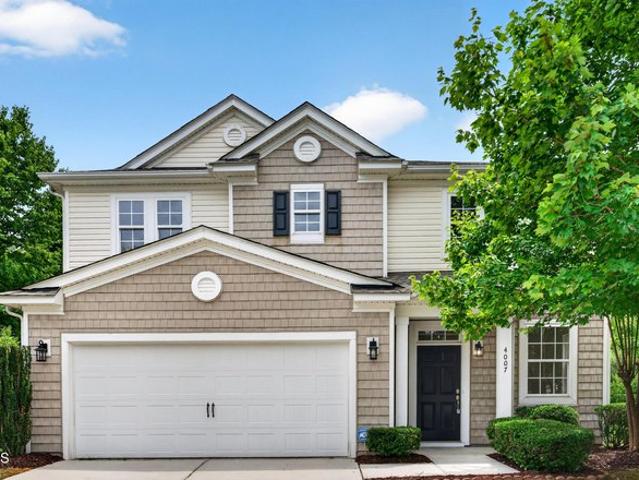 4007 Jockey Club Cir, Cary, NC 27519