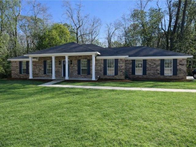 4007 Kings Row St, Mobile, AL 36619