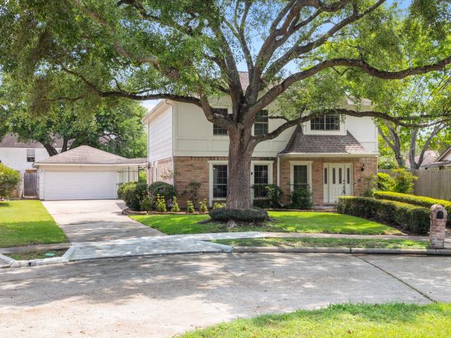 4007 Valley Estates Dr, Houston, TX 77082 | MLS #57676 | Compass