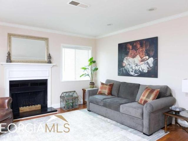 4007 Wingate Way, Sandy Springs, GA 30350