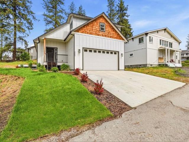 40083 Lake Terrace Ct, Loon Lake, WA 99148