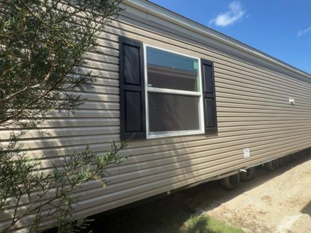 4008 Navajo Cir, Florence, SC 29506
