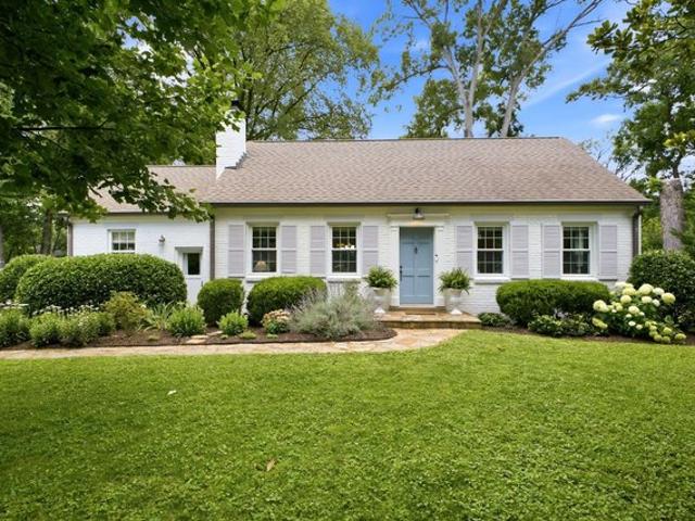 4008 Auburn Ln, Nashville, TN 37215