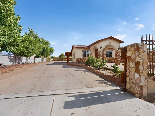 4008 Flora Vista Avenue SW
