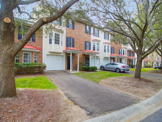4008 Radcliffe Place Drive M 5
