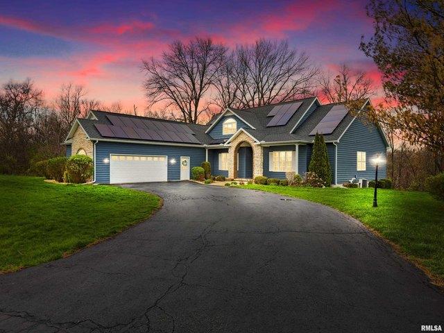4008 S Deer Run, Peoria, IL 61607