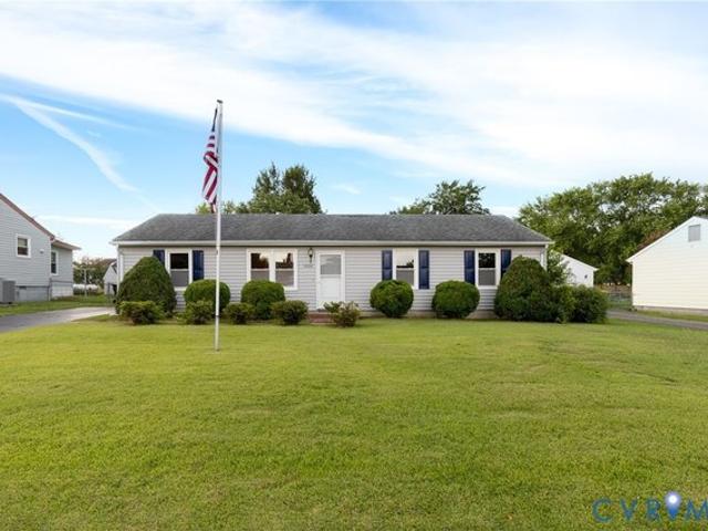 4008 Yorktown Dr, Hopewell, VA 23860