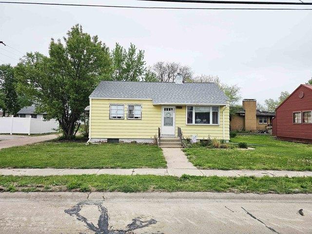 4008 15th St, Columbus, NE 68601