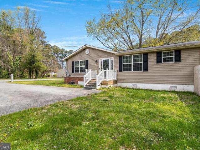 40093 Openview Dr, Mechanicsville, MD 20659