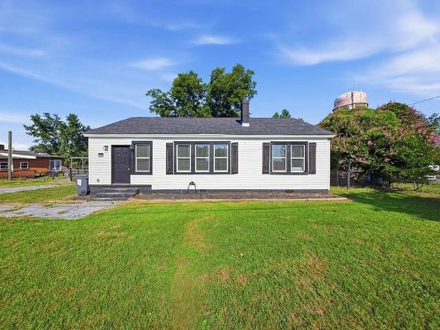 4009 College St, Newberry, SC 29108