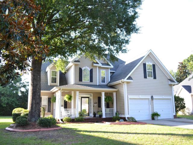 4009 Edenborough Dr