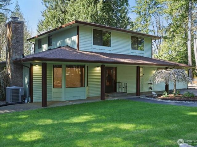 4009 Forest Park Ct NW, Olympia, WA 98502