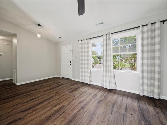 4009 Lombard DR