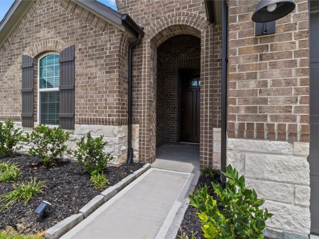 4009 Pear Tree Way