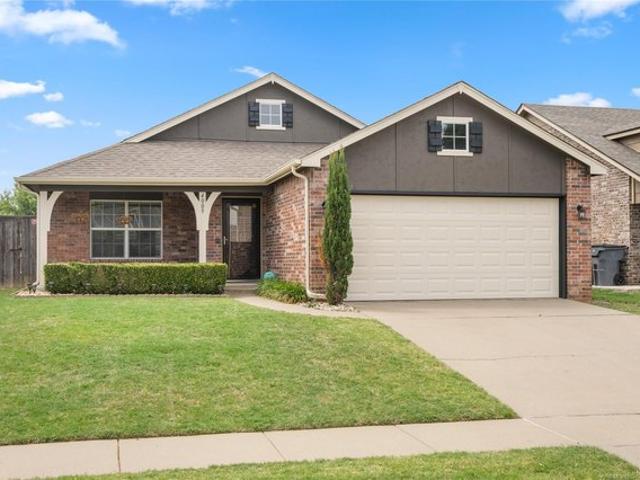 4009 W 104th Pl S, Tulsa, OK 74132