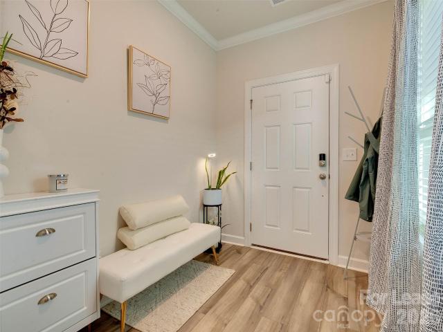 4009 Woodland View Drive