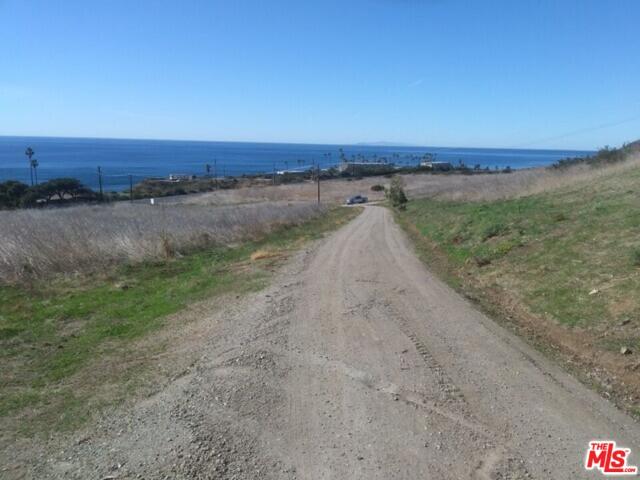 40001 Pacific Coast Hwy, Malibu, CA 90265 | MLS #25561 | Compass