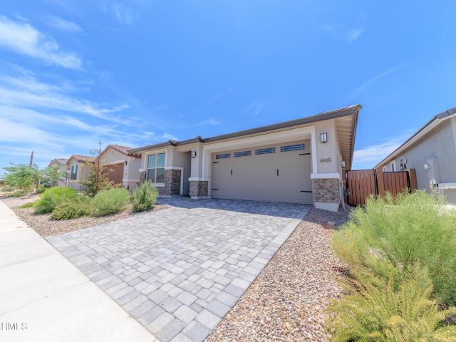 40005 W ELM Drive