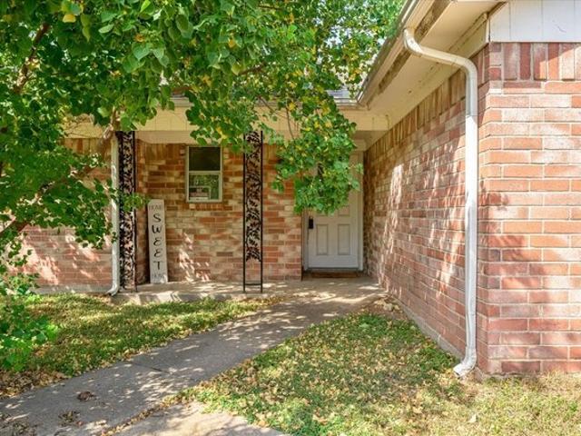 4000 Mountain Vista Dr, Granbury, TX 76048