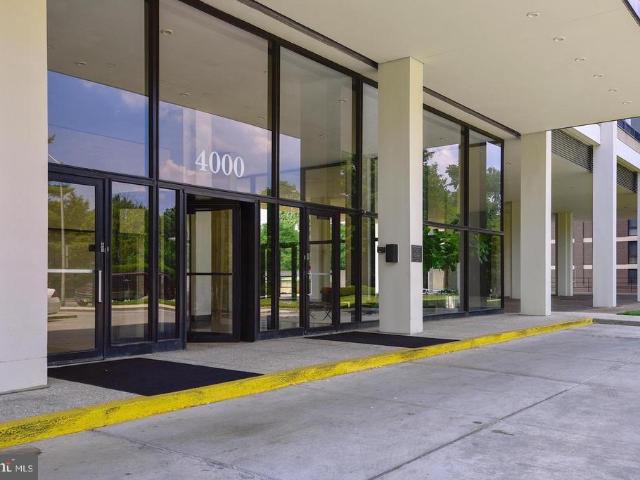 4000 N Charles Street # 1603