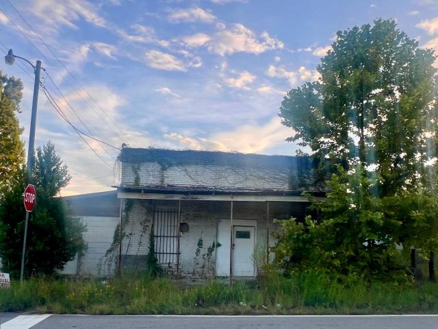 4000 Cochran Highway