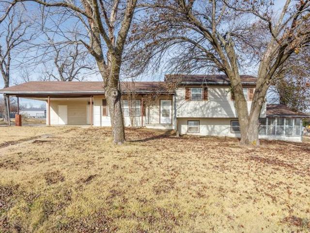 4000 County Road 3960, Independence, KS 67301