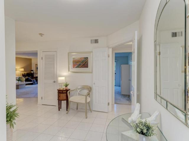 4000 Dundee Road # 107