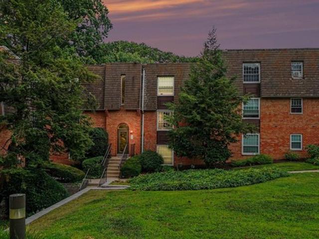 4000 Gypsy Ln Unit 318A1, Philadelphia, PA 19129