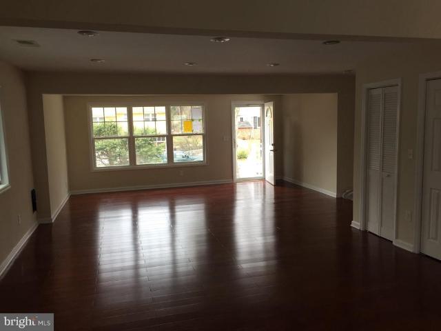 4000 Halsey Street