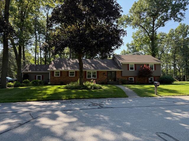 4000 Hemlock Drive