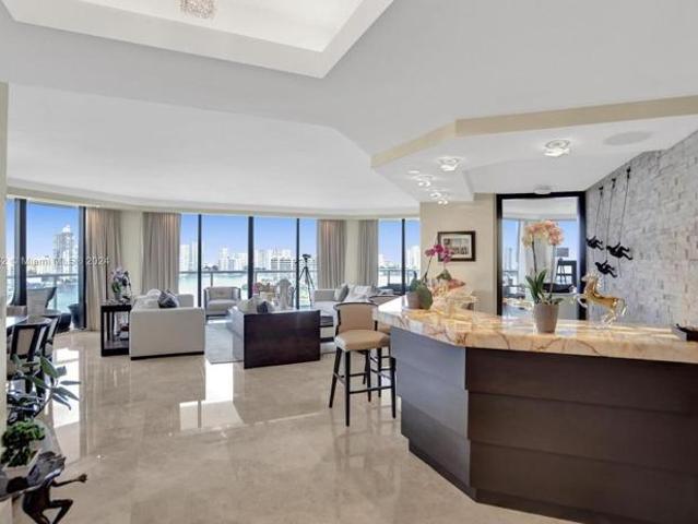 4000 Island Blvd #2106, Aventura, FL 33160