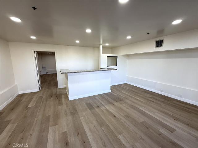 4000 Long Beach Blvd 115