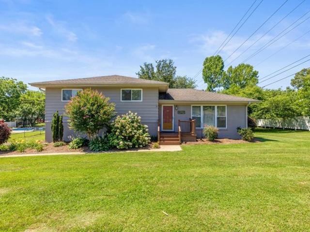 4000 Patton Dr, Chattanooga, TN 37412