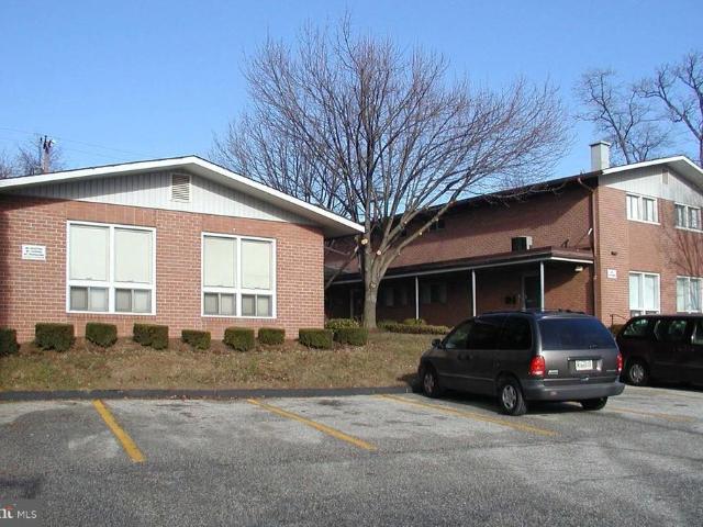 4000 W Northern Parkway