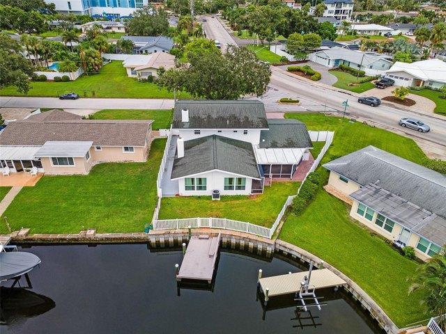 4000 14th Way NE, Saint Petersburg, FL 33703