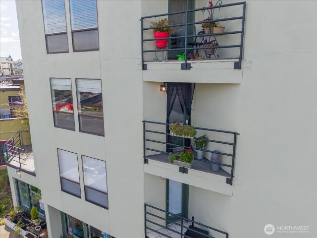 4000 24th Avenue W # 202