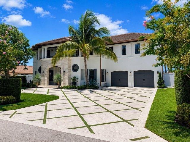 4001 NE 24th Ave, Lighthouse Point, FL 33064