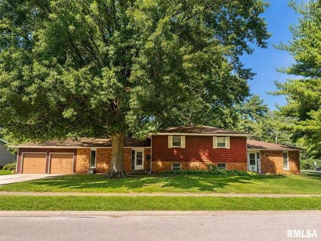 4001 and 4003 Hazelcrest Rd, Springfield, IL 62703