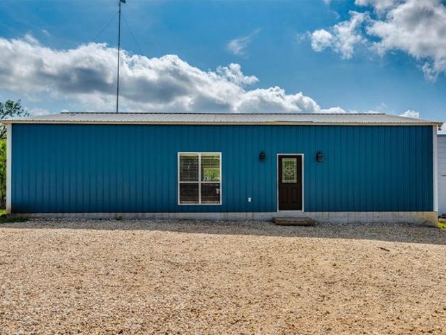 4001 Barth Rd, Lockhart, TX 78644